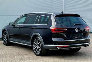 Black Volkswagen Passat Alltrack 2019 in Utena, with an engine capacity of 1.97 L and mileage of 178 thousand km for 19950 €, photo 23 on AUTOMOTO.COM.LV