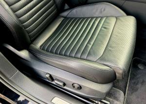 Black Volkswagen Passat Alltrack 2019 in Utena, with an engine capacity of 1.97 L and mileage of 178 thousand km for 19950 €, photo 30 on AUTOMOTO.COM.LV