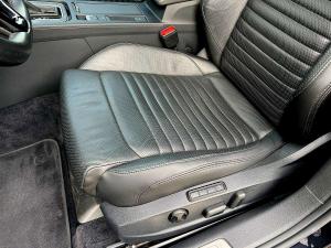 Black Volkswagen Passat Alltrack 2019 in Utena, with an engine capacity of 1.97 L and mileage of 178 thousand km for 19950 €, photo 31 on AUTOMOTO.COM.LV