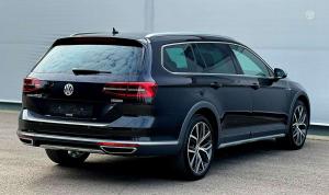 Black Volkswagen Passat Alltrack 2019 in Utena, with an engine capacity of 1.97 L and mileage of 178 thousand km for 19950 €, photo 39 on AUTOMOTO.COM.LV