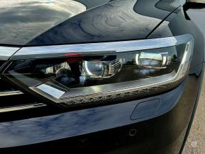 Black Volkswagen Passat Alltrack 2019 in Utena, with an engine capacity of 1.97 L and mileage of 178 thousand km for 19950 €, photo 49 on AUTOMOTO.COM.LV