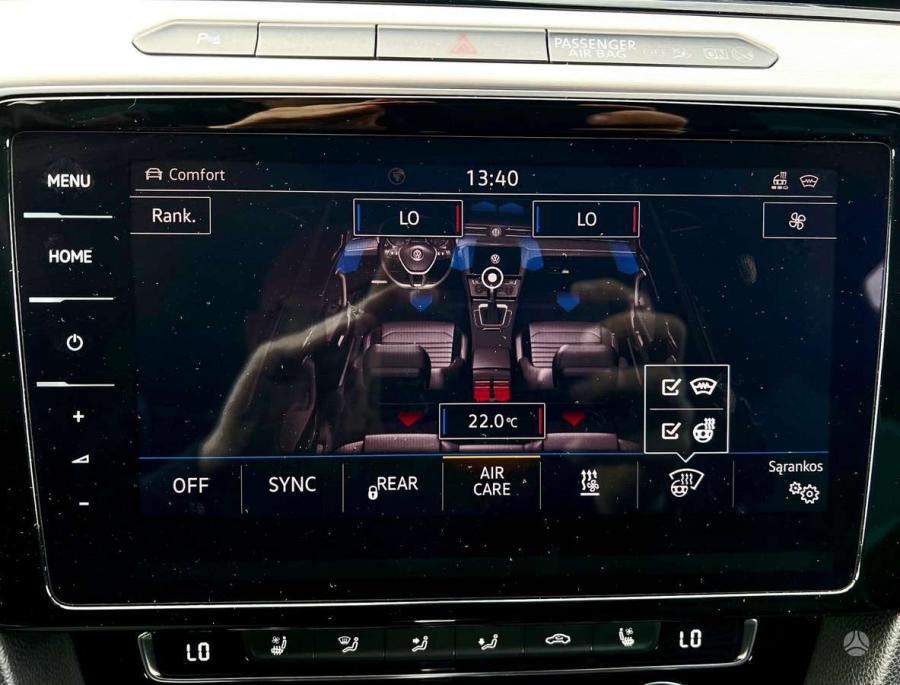 Black Volkswagen Passat Alltrack 2019 in Utena, with an engine capacity of 1.97 L and mileage of 178 thousand km for 19950 €, photo 61 on AUTOMOTO.COM.LV