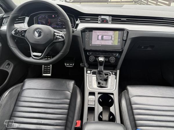 Black Volkswagen Passat Alltrack 2020 in Vilnius, with an engine capacity of 2.00 L and mileage of 134 thousand km for 22990 €, photo 7 on AUTOMOTO.COM.LV