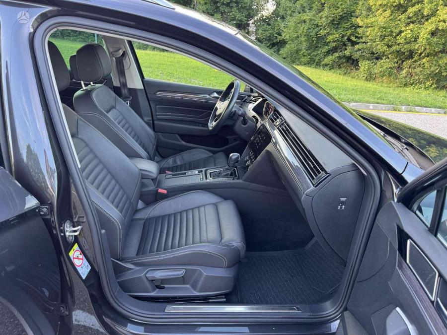 Melns Volkswagen Passat Alltrack 2020 Viļņa, ar dzinēja tilpumu 1.97 L un nobraukumu 69 tūkst. km par 24000 €, foto 17 vietnē AUTOMOTO.COM.LV