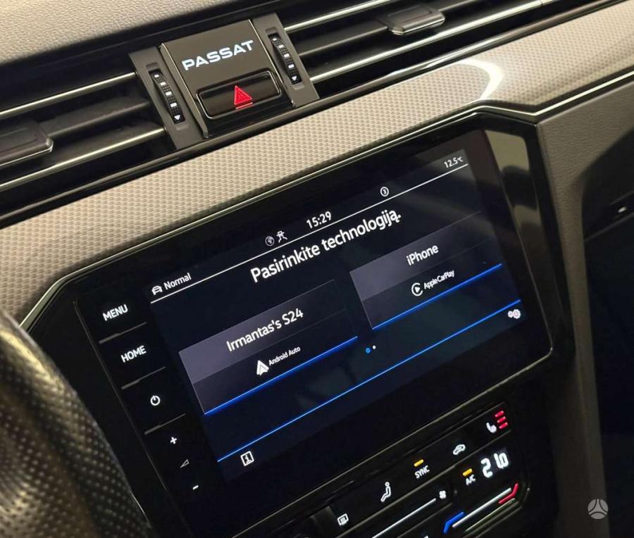 Melns Volkswagen Passat Alltrack 2022 Marijampole, ar dzinēja tilpumu 1.97 L un nobraukumu 186 tūkst. km par 21900 €, foto 13 vietnē AUTOMOTO.COM.LV