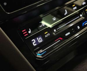 Melns Volkswagen Passat Alltrack 2022 Marijampole, ar dzinēja tilpumu 1.97 L un nobraukumu 186 tūkst. km par 21900 €, foto 20 vietnē AUTOMOTO.COM.LV