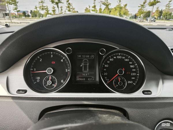Blue Volkswagen Passat Alltrack 2012 in Klaipeda, with an engine capacity of 1.97 L and mileage of 210 thousand km for 7500 €, photo 10 on AUTOMOTO.COM.LV