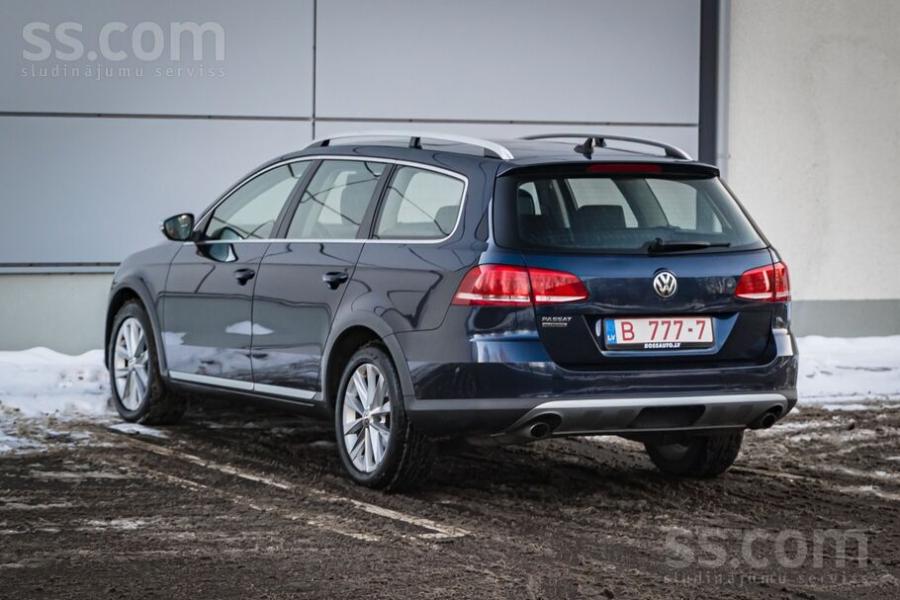 Blue Volkswagen Passat Alltrack 2014 in Riga, with an engine capacity of 2.00 L and mileage of 0 thousand km for 9950 €, photo 6 on AUTOMOTO.COM.LV