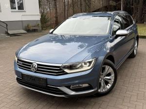 Blue Volkswagen Passat Alltrack 2016 in Prienai, with an engine capacity of 2.00 L and mileage of 257 thousand km for 10950 €, photo 2 on AUTOMOTO.COM.LV