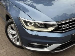 Blue Volkswagen Passat Alltrack 2016 in Prienai, with an engine capacity of 2.00 L and mileage of 257 thousand km for 10950 €, photo 7 on AUTOMOTO.COM.LV