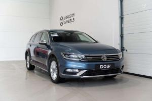 Blue Volkswagen Passat Alltrack 2016 in Vilnius, with an engine capacity of 1.97 L and mileage of 162 thousand km for 15490 €, photo  on AUTOMOTO.COM.LV