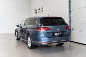 Blue Volkswagen Passat Alltrack 2016 in Vilnius, with an engine capacity of 1.97 L and mileage of 162 thousand km for 15490 €, photo 7 on AUTOMOTO.COM.LV