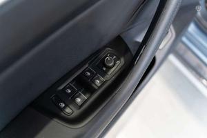 Blue Volkswagen Passat Alltrack 2016 in Vilnius, with an engine capacity of 1.97 L and mileage of 162 thousand km for 15490 €, photo 14 on AUTOMOTO.COM.LV
