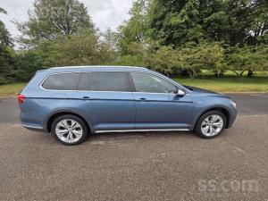 Zils Volkswagen Passat Alltrack 2017 Preiļi, ar dzinēja tilpumu 2.00 L un nobraukumu 185 tūkst. km par 16490 €, foto 6 vietnē AUTOMOTO.COM.LV