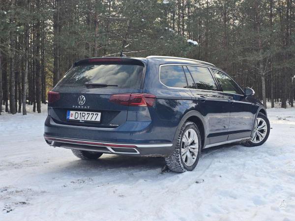 Zils Volkswagen Passat Alltrack 2021 Jurbarkas, ar dzinēja tilpumu 1.97 L un nobraukumu 199 tūkst. km par 23700 €, foto 4 vietnē AUTOMOTO.COM.LV