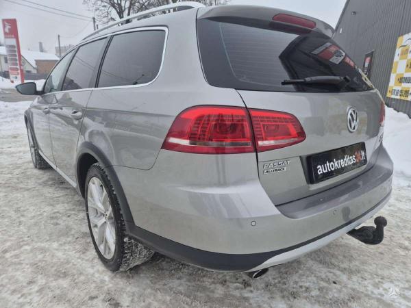 Brūns Volkswagen Passat Alltrack 2012 Šauļi, ar dzinēja tilpumu 2.00 L un nobraukumu 208 tūkst. km par 8450 €, foto 5 vietnē AUTOMOTO.COM.LV