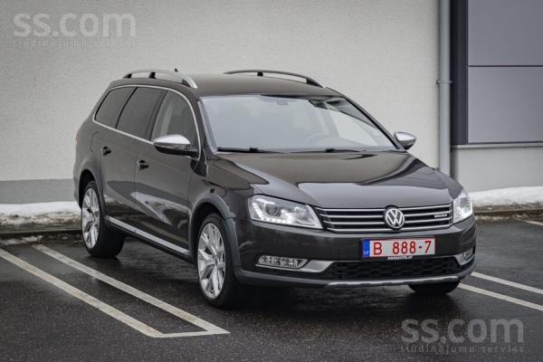 Brown Volkswagen Passat Alltrack 2012 in Riga, with an engine capacity of 2.00 L and mileage of 0 thousand km for 7950 €, photo 3 on AUTOMOTO.COM.LV