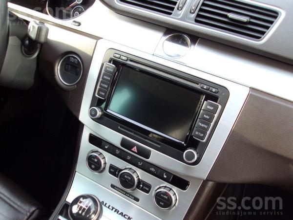 Brūns Volkswagen Passat Alltrack 2012 Rīga, ar dzinēja tilpumu 2.00 L un nobraukumu 198 tūkst. km par 9500 €, foto 6 vietnē AUTOMOTO.COM.LV