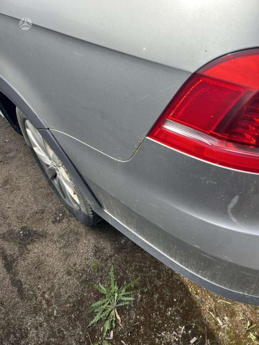 Brūns Volkswagen Passat Alltrack 2012 Viļņa, ar dzinēja tilpumu 1.97 L un nobraukumu 330 tūkst. km par 4500 €, foto 6 vietnē AUTOMOTO.COM.LV