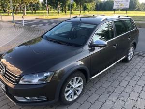 Brūns Volkswagen Passat Alltrack 2012 Jelgava, ar dzinēja tilpumu 2.00 L un nobraukumu 242 tūkst. km par 7000 €, foto  vietnē AUTOMOTO.COM.LV
