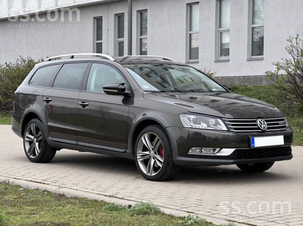 Brown Volkswagen Passat Alltrack 2013 in Riga, with an engine capacity of 2.00 L and mileage of 230 thousand km for 9990 €, photo 1 on AUTOMOTO.COM.LV
