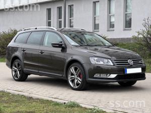 Brūns Volkswagen Passat Alltrack 2013 Rīga, ar dzinēja tilpumu 2.00 L un nobraukumu 230 tūkst. km par 9990 €, foto  vietnē AUTOMOTO.COM.LV