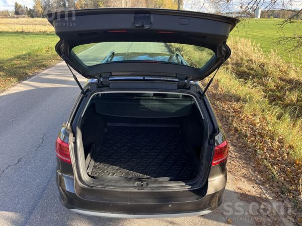 Brown Volkswagen Passat Alltrack 2013 in Valmiera, with an engine capacity of 2.00 L and mileage of 393 thousand km for 6950 €, photo 5 on AUTOMOTO.COM.LV