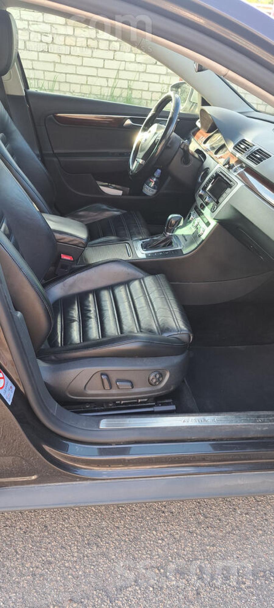 Brūns Volkswagen Passat Alltrack 2013 Rīga, ar dzinēja tilpumu 2.00 L un nobraukumu 338 tūkst. km par 8000 €, foto 7 vietnē AUTOMOTO.COM.LV