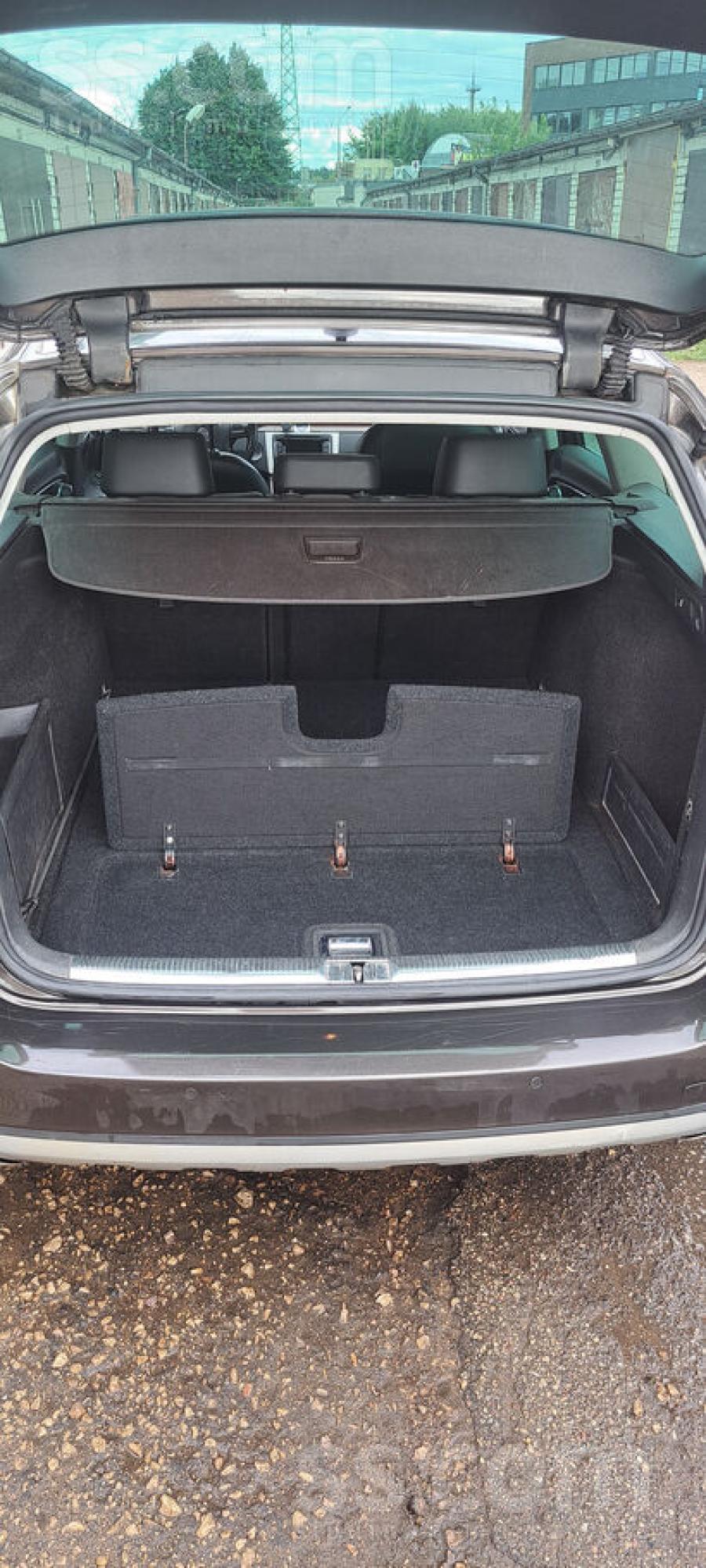 Brūns Volkswagen Passat Alltrack 2013 Rīga, ar dzinēja tilpumu 2.00 L un nobraukumu 338 tūkst. km par 8000 €, foto 11 vietnē AUTOMOTO.COM.LV