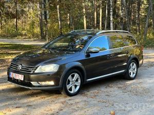 Brown Volkswagen Passat Alltrack 2013 in Riga, with an engine capacity of 2.00 L and mileage of 0 thousand km for 5999 €, photo  on AUTOMOTO.COM.LV