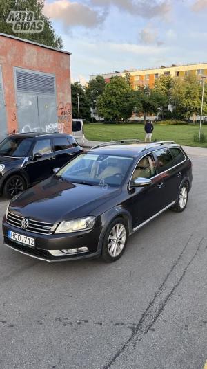 Brown Volkswagen Passat Alltrack 2014 in Klaipeda, with an engine capacity of 2.00 L and mileage of 420 thousand km for 5600 €, photo  on AUTOMOTO.COM.LV