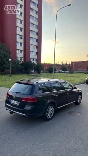 Brown Volkswagen Passat Alltrack 2014 in Klaipeda, with an engine capacity of 2.00 L and mileage of 420 thousand km for 5600 €, photo 5 on AUTOMOTO.COM.LV