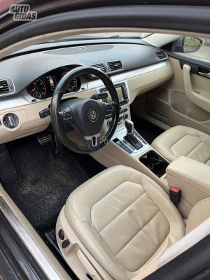 Brown Volkswagen Passat Alltrack 2014 in Klaipeda, with an engine capacity of 2.00 L and mileage of 420 thousand km for 5600 €, photo 8 on AUTOMOTO.COM.LV