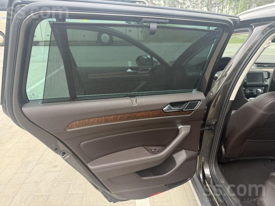 Brūns Volkswagen Passat Alltrack 2016 Rīga, ar dzinēja tilpumu 2.00 L un nobraukumu 300 tūkst. km par 14590 €, foto 14 vietnē AUTOMOTO.COM.LV
