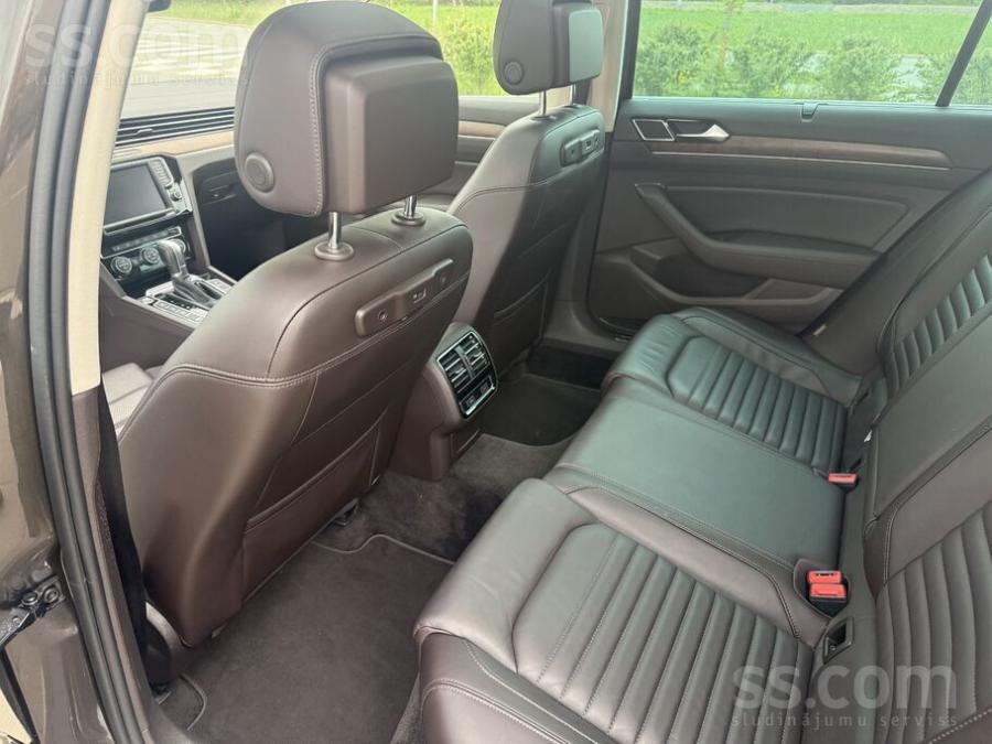 Brūns Volkswagen Passat Alltrack 2016 Rīga, ar dzinēja tilpumu 2.00 L un nobraukumu 300 tūkst. km par 14590 €, foto 15 vietnē AUTOMOTO.COM.LV
