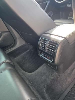 Brown Volkswagen Passat Alltrack 2016 in Marijampole, with an engine capacity of 2.00 L and mileage of 334 thousand km for 8800 €, photo 20 on AUTOMOTO.COM.LV