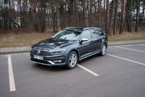 Brūns Volkswagen Passat Alltrack 2017 Kauņa, ar dzinēja tilpumu 1.97 L un nobraukumu 132 tūkst. km par 16600 €, foto  vietnē AUTOMOTO.COM.LV