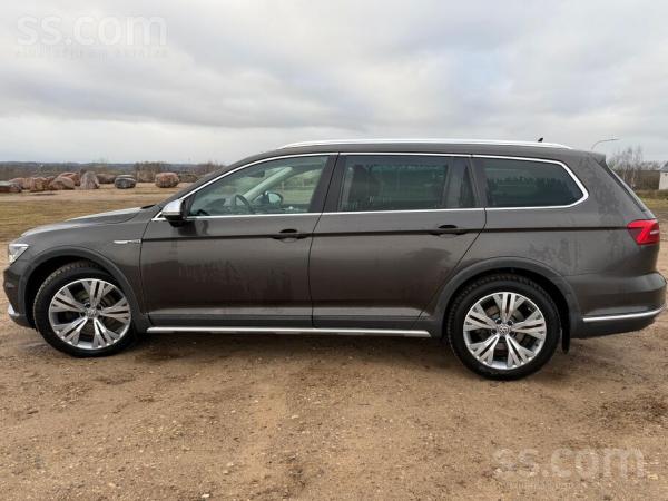 Brūns Volkswagen Passat Alltrack 2017 Daugavpils, ar dzinēja tilpumu 2.00 L un nobraukumu 105 tūkst. km par 20950 €, foto 8 vietnē AUTOMOTO.COM.LV