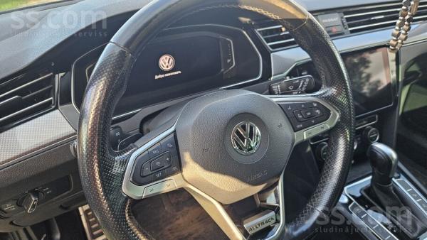 Volkswagen Passat Alltrack 2019 in Riga on AUTOMOTO.COM.LV Brown Volkswagen Passat Alltrack 2019 in Riga, with an engine capacity of 2.00 L and mileage of 193 thousand km for 16950 €, photo 8 on AUTOMOTO.COM.LV