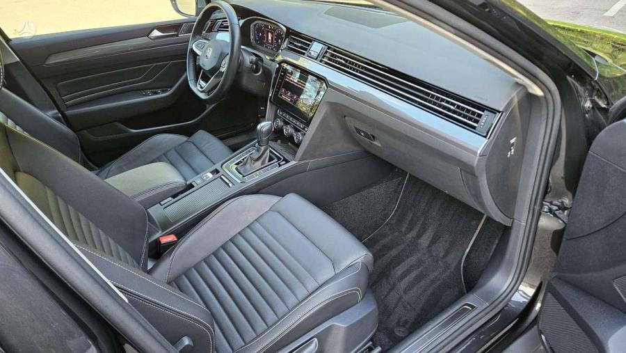 Brūns Volkswagen Passat Alltrack 2020 Elektrėnai, ar dzinēja tilpumu 1.97 L un nobraukumu 196 tūkst. km par 19300 €, foto 20 vietnē AUTOMOTO.COM.LV