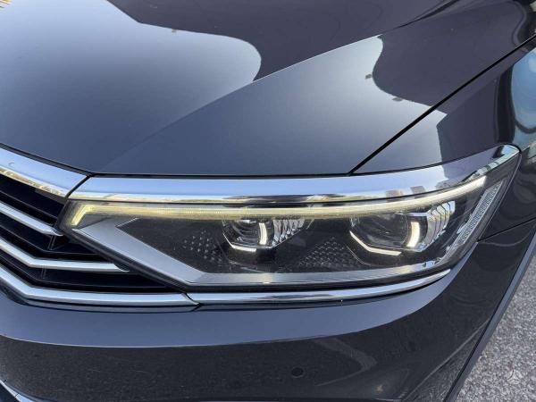 Brūns Volkswagen Passat Alltrack 2022 Viļņa, ar dzinēja tilpumu 2.00 L un nobraukumu 190 tūkst. km par 21450 €, foto 11 vietnē AUTOMOTO.COM.LV