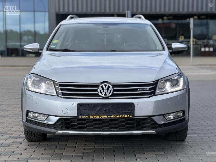 Pelēks Volkswagen Passat Alltrack 2013 Šauļi, ar dzinēja tilpumu 2.00 L un nobraukumu 251 tūkst. km par 7900 €, foto 4 vietnē AUTOMOTO.COM.LV
