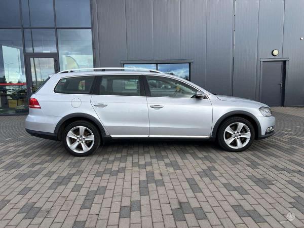 Volkswagen Passat Alltrack 2013 Šauļi vietnē Pelēks Volkswagen Passat Alltrack 2013 Šauļi, ar dzinēja tilpumu 1.97 L un nobraukumu 251 tūkst. km par 7300 €, foto 5 vietnē AUTOMOTO.COM.LV