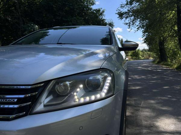 Grey Volkswagen Passat Alltrack 2014 in Vilnius, with an engine capacity of 1.97 L and mileage of 220 thousand km for 6450 €, photo 5 on AUTOMOTO.COM.LV