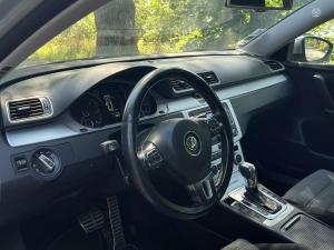 Pelēks Volkswagen Passat Alltrack 2014 Viļņa, ar dzinēja tilpumu 1.97 L un nobraukumu 220 tūkst. km par 6450 €, foto 16 vietnē AUTOMOTO.COM.LV