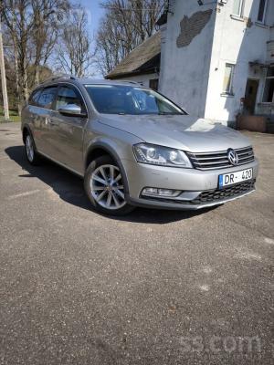 Pelēks Volkswagen Passat Alltrack 2012 Jelgava, ar dzinēja tilpumu 2.00 L un nobraukumu 325 tūkst. km par 6750 €, foto 6 vietnē AUTOMOTO.COM.LV