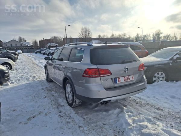 Grey Volkswagen Passat Alltrack 2012 in Daugavpils, with an engine capacity of 2.00 L and mileage of 0 thousand km for 6500 €, photo 4 on AUTOMOTO.COM.LV