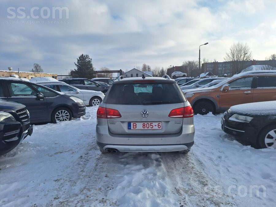 Pelēks Volkswagen Passat Alltrack 2012 Daugavpils, ar dzinēja tilpumu 2.00 L un nobraukumu 0 tūkst. km par 6500 €, foto 6 vietnē AUTOMOTO.COM.LV