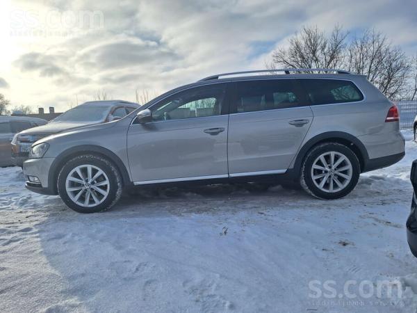 Grey Volkswagen Passat Alltrack 2012 in Daugavpils, with an engine capacity of 2.00 L and mileage of 0 thousand km for 6500 €, photo 10 on AUTOMOTO.COM.LV