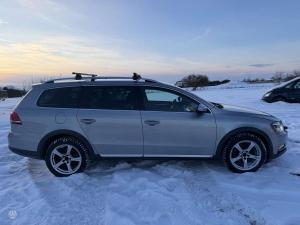 Pelēks Volkswagen Passat Alltrack 2012 Kauņa, ar dzinēja tilpumu 1.97 L un nobraukumu 342 tūkst. km par 5500 €, foto 2 vietnē AUTOMOTO.COM.LV